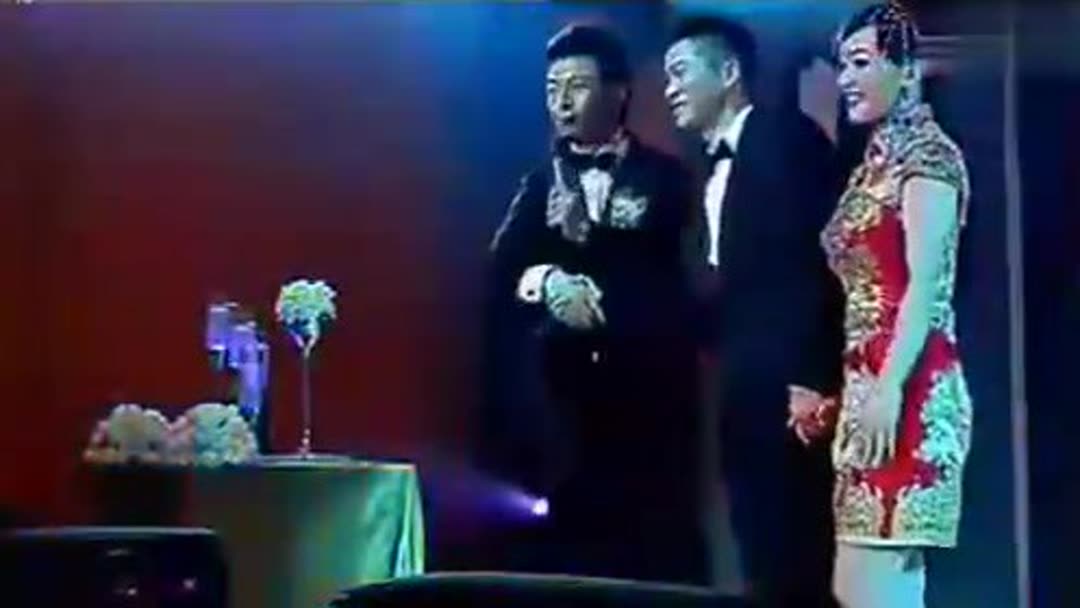 凤凰传奇曾毅大婚现场,刀郎携云朵现场飙歌