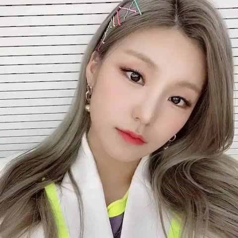 【ITZY】黄礼志 INS自拍视频合集①