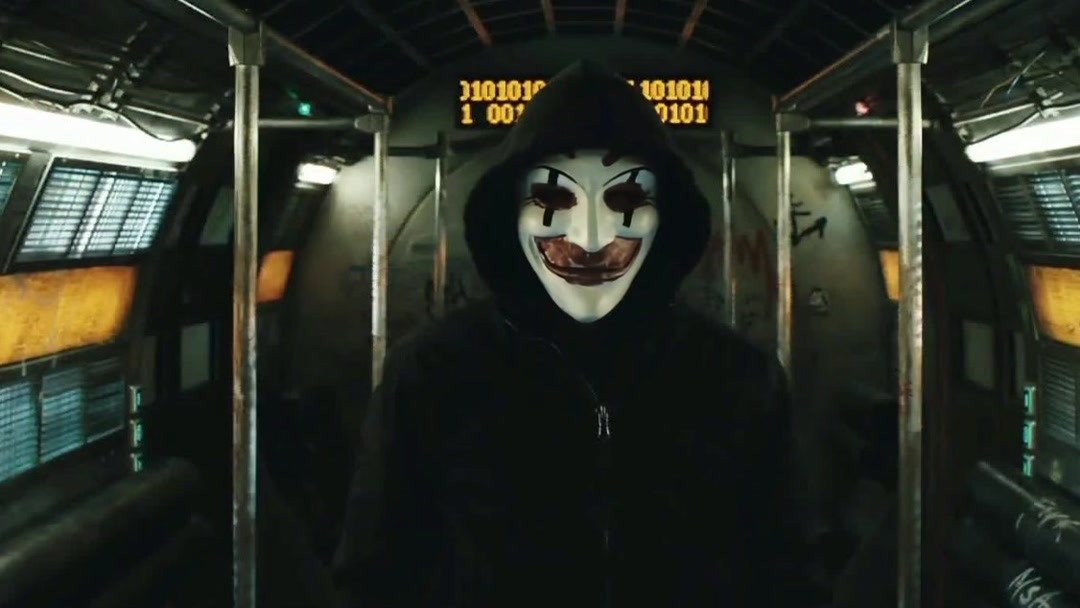 世界级黑客犯罪却能完美脱身,剧情反转太过瘾,观众被耍得团团转