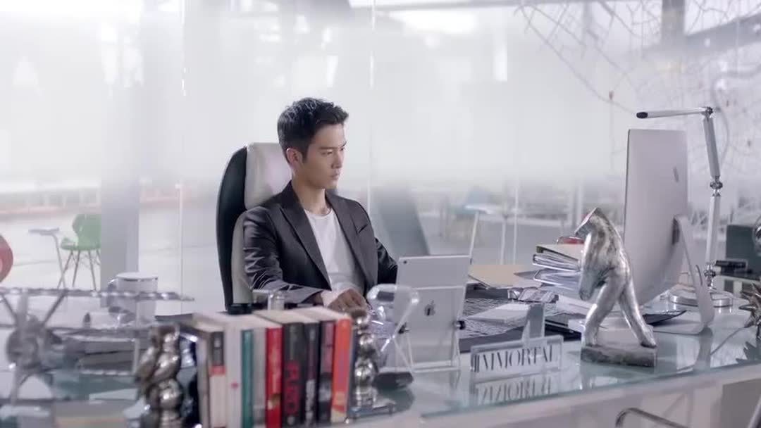 会议上皓宇提出,重新更改主题,因童话主题是慧珍提出来的