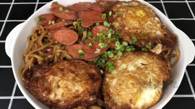 面条自从学会这样做,我家三天两头吃一次,营养解馋又好吃,真香