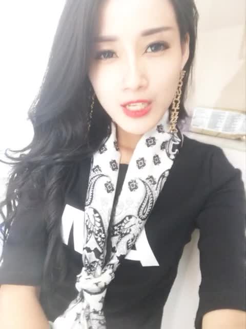 往衣服上印图案是怎么一步步做出来的阅穿阅美做的不错!