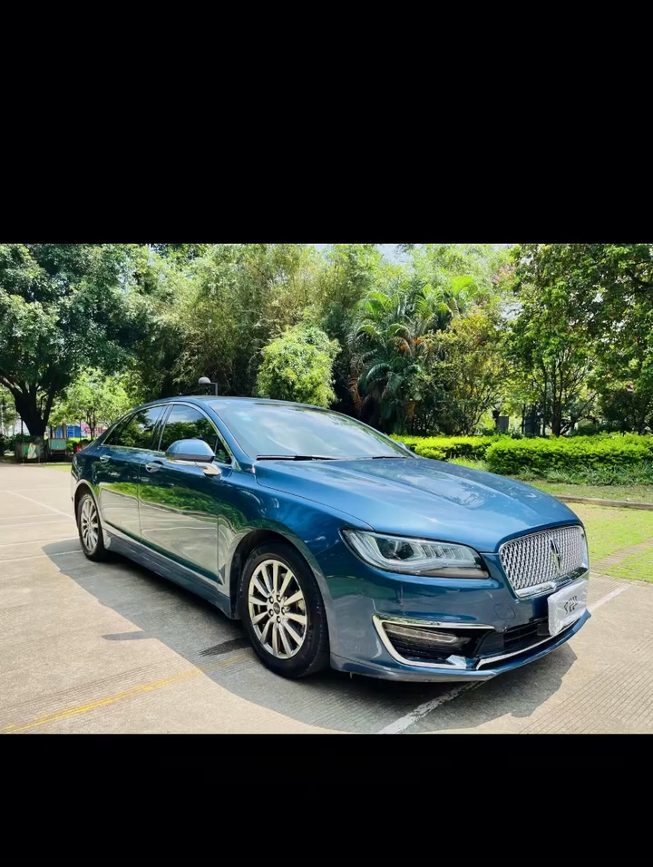 ¥10.6w - 19年7月 林肯MKZ