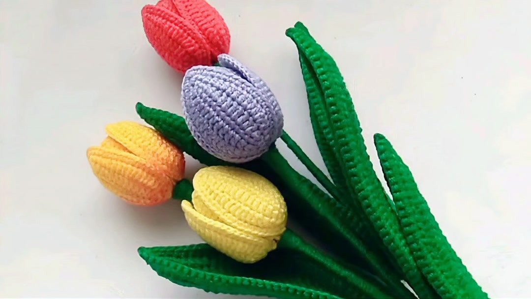 很喜欢的一款手工毛线花,编织过程也简单!钩针郁金香花束(二)