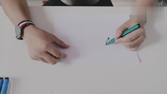 今天给大家带来的简笔画是一个小狗的简笔画