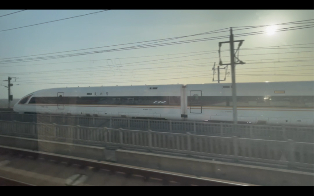 京沪高铁南京大胜关长江大桥偶遇宁蓉铁路列车