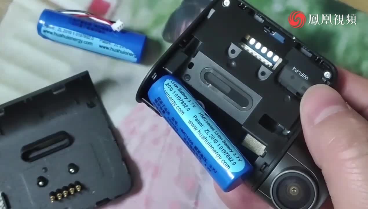 自己动手给行车记录仪换电池,二十块钱完美修复,还能再用一年