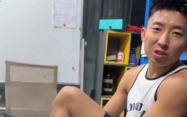 常规投篮训练,不用花太多时间,足够保持手感,控制在40分钟左右完成“...