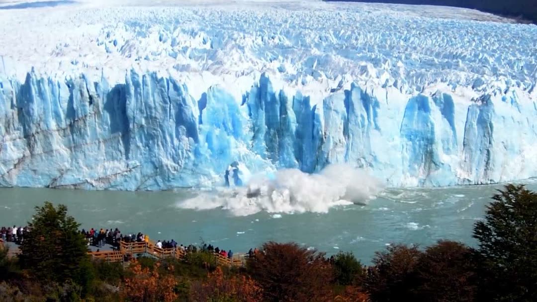 震撼! 冰川融化过程~~