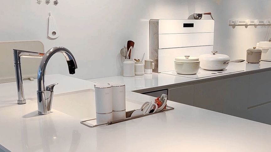 2㎡奇葩小厨房终于重新装修好了!这次真的脱胎换骨,实用又好看