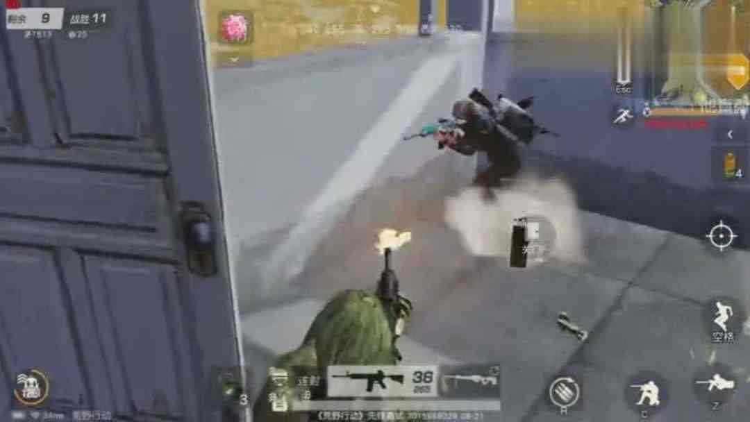 荒野行动:这人的八倍镜就是个装饰品,M4A1全程杀人都不带开镜的