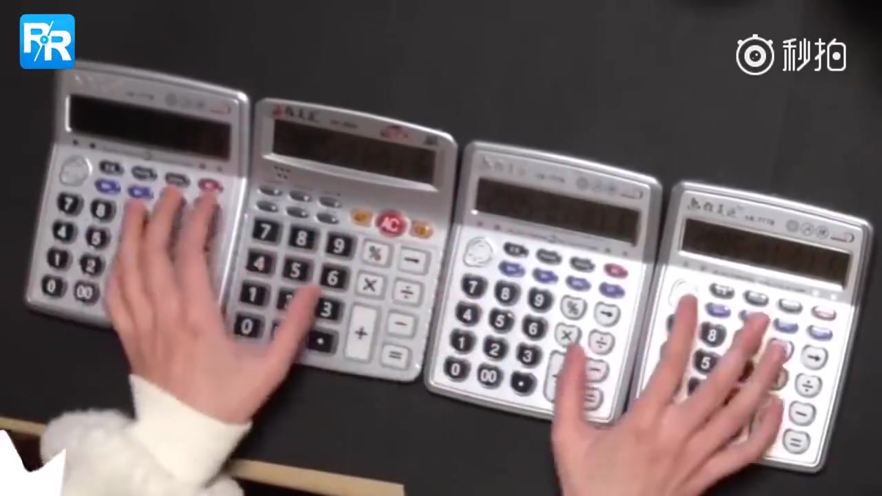 国外达人用计算器弹权游主题曲 ,还原度很高