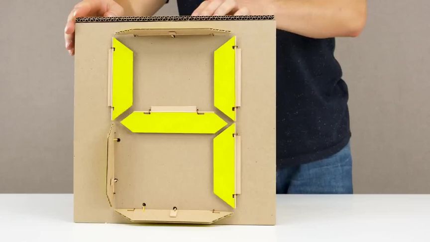 老外制造这个纸板创意机械时钟,不光美观重在精密设计