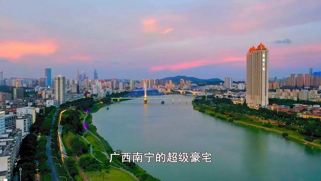 广西南宁:亚洲超级豪宅,最高房价15万,看看楼顶长什么样