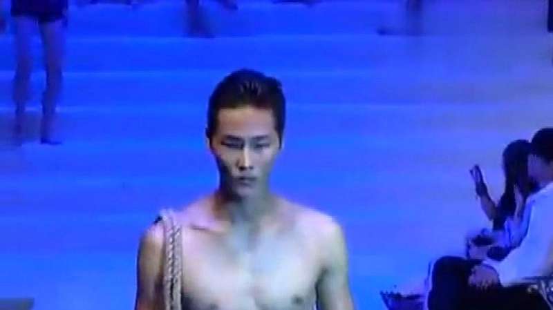 中国型男模特大赛,男模自信的魅力溶化了观众的心