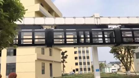 体验黑科技! 先进的悬挂式单轨列车,实在是太高端了