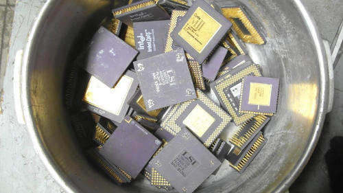 电脑CPU能拿来提炼黄金?牛人用25公斤CPU亲测,结果会发生什么?