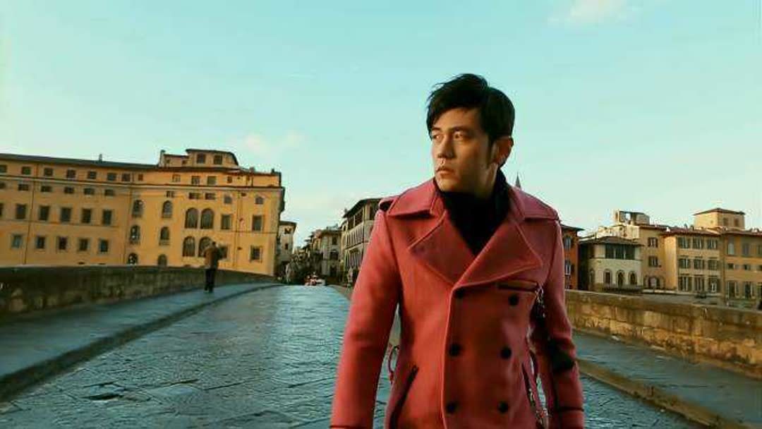 周杰伦发文称:点赞超过20万就放新歌MV 没超过就等明年