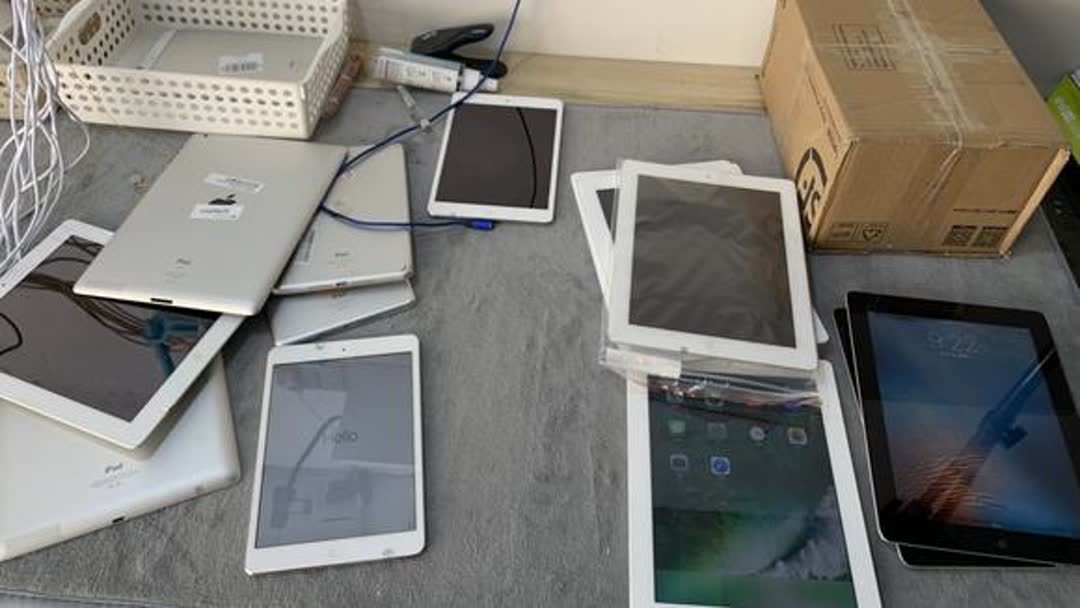 开箱视频 收了好多平板 性价比超高,留言板回复