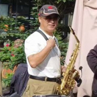 萨克斯老富 