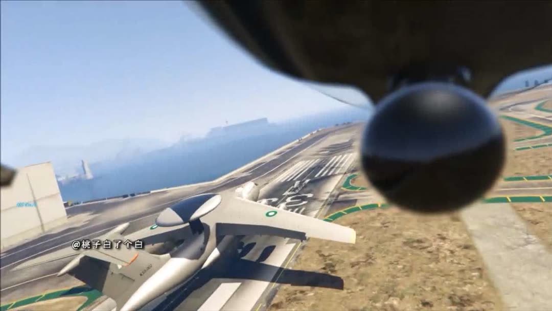 战斗机与大型客机空中相撞 游戏飞机失事合集