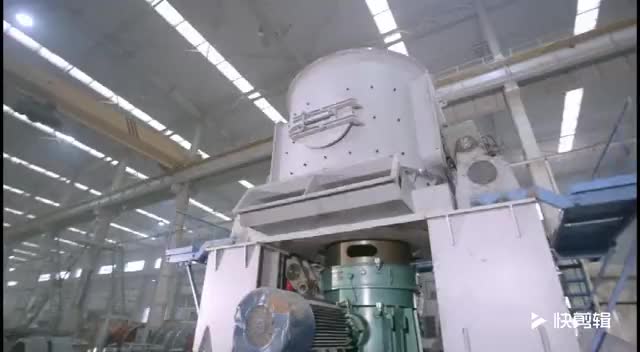 立磨生产车间及生产现场,很多客户加工矿粉、煤粉都选它,产量比雷蒙...