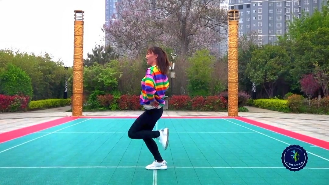 网红健身操《阿萨》,老师背面详细教学,跟着轻松学会