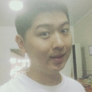 灬灬烧开水的老张 