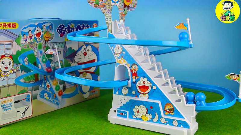 一起来拆装hello kitty自动扶梯玩具,太好玩了