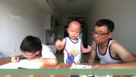 八月婴儿吃什么辅食 8个月大孩子辅食 沈帆育儿