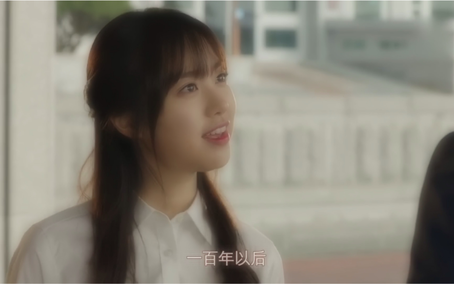 [李钟硕] 异乡人里的我们硕硕,帅是真帅。和初恋女友的恋爱之路也是...