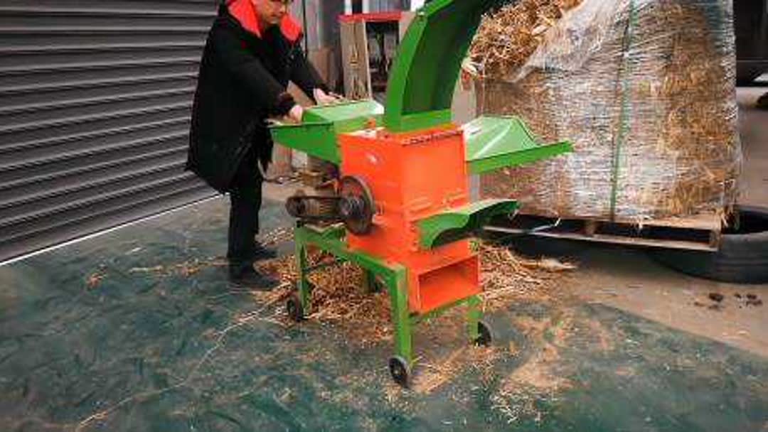 220V就可使用的粉碎机,破碎率高,养殖鸡鸭鹅猪牛羊都能用