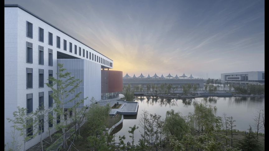 学校风景美如画,你看了会不会想多呆一会#学校设计#幼儿园设计