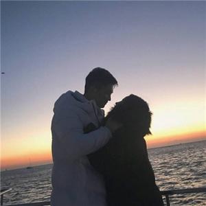 灰色细雨里的巴黎 