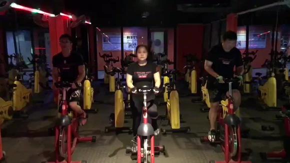 完整视频请期待动感单车电音之王活动第二届。