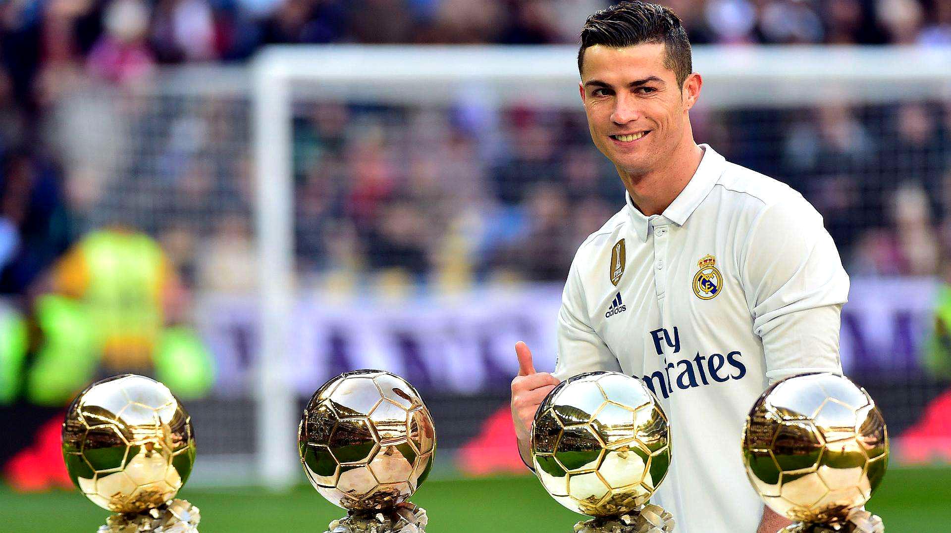 回顾:C罗世界生涯的首次亮相,建功心切他因浪费机会被换下!