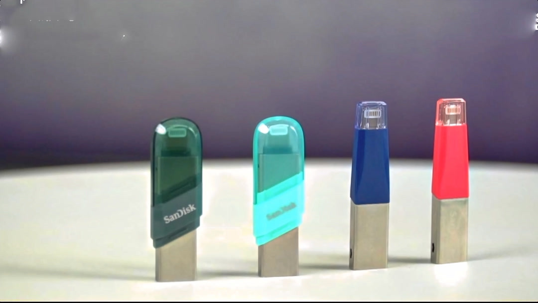 一盘多用 闪迪苹果手机扩充U盘