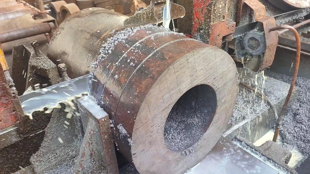 上海厚壁无缝钢管切定尺下料