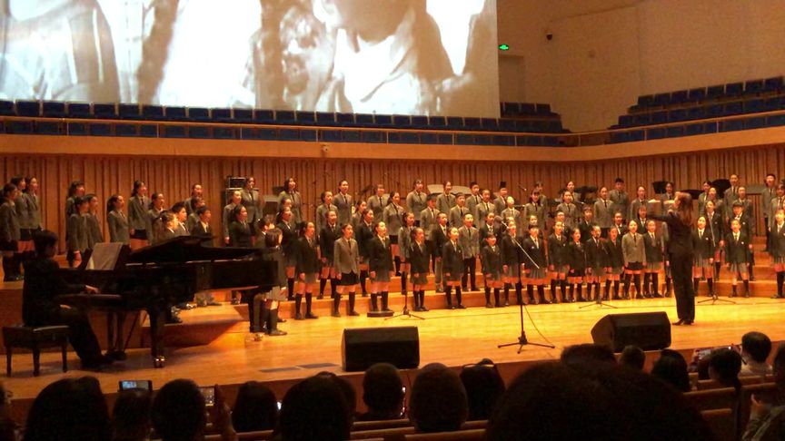 #合唱团 #前奏一响拾起多少人的回忆 #让我们荡起双桨