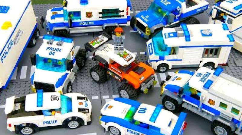 乐高玩具动画:抓钢机,挖掘机,破碎机