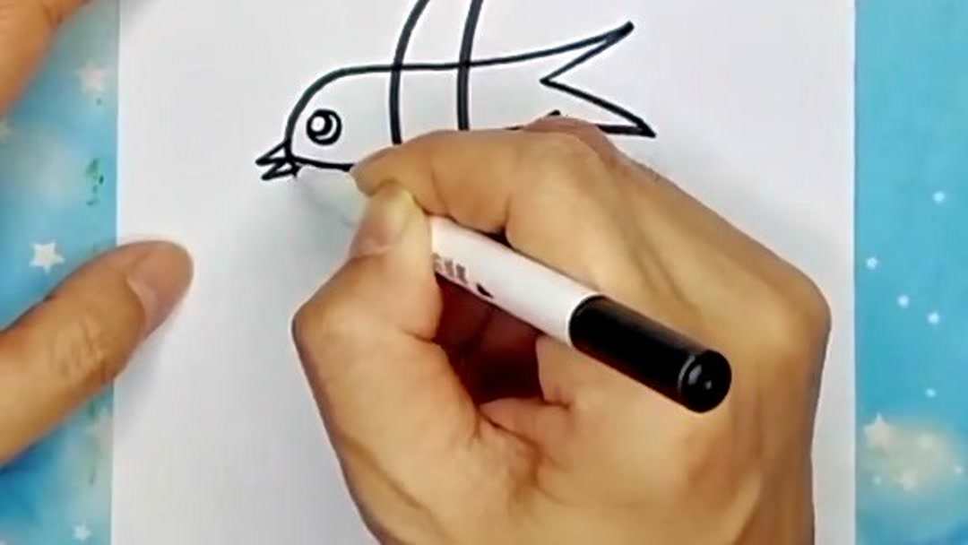 这个燕子的画法很简单!先画个月牙…#小燕子