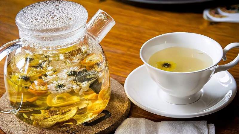 肝不好的2个表现,菊花和它煮茶,降肝火,养肝血,肝脏健康