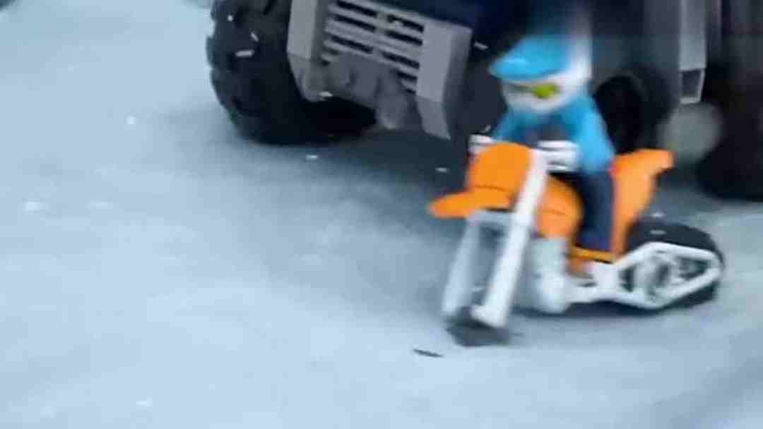 乐高定格动画:吊车!