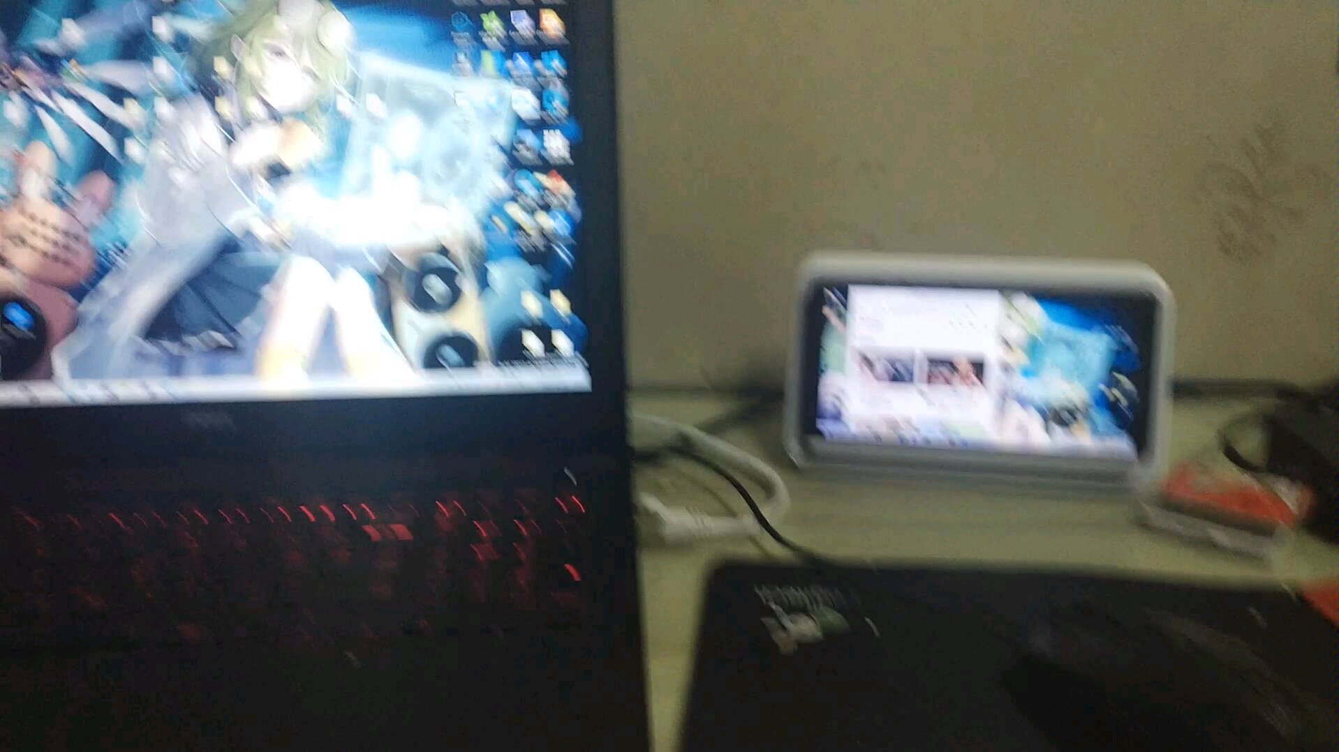 把电脑的屏幕扩展到手机上面去