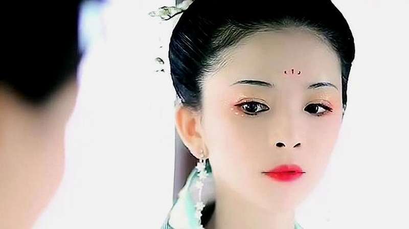 皇上追击敌人失踪,娘娘召见摄政王,没想到二人竟然长得一模一样