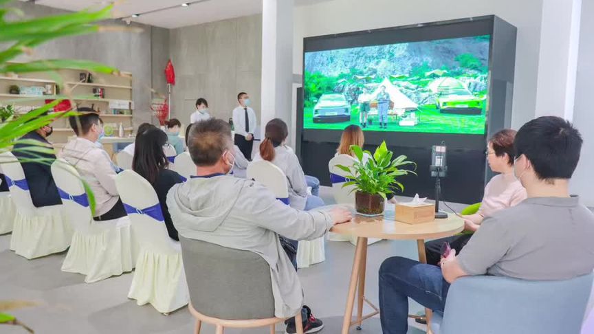 几何E预售深蹲大会[庆祝][庆祝] 多重豪礼礼礼礼等你pick[勾引]