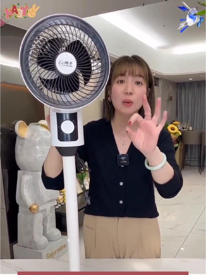 1. 轻盈便携,迷你电风扇,让你随时随地清凉一夏! 2. 强劲风力,高效节能...