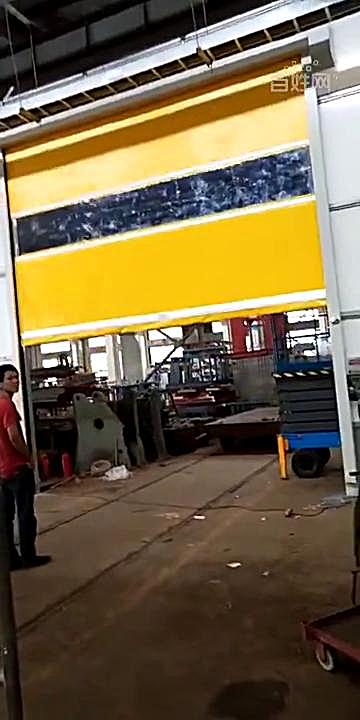 真人实操工厂防火防爆软帘快速门/自动感应门/电动伸缩门视频——深...