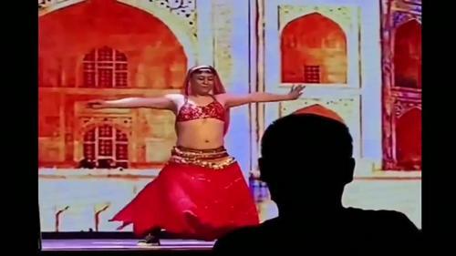 这肚皮舞跳的怎样?#会跳舞的小姐姐最美了