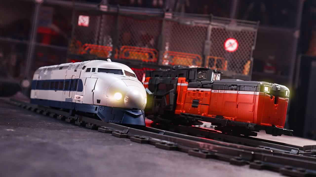 【新品首发】Ms雷电合体第二弹 月闪铁腕变形展示定格动画